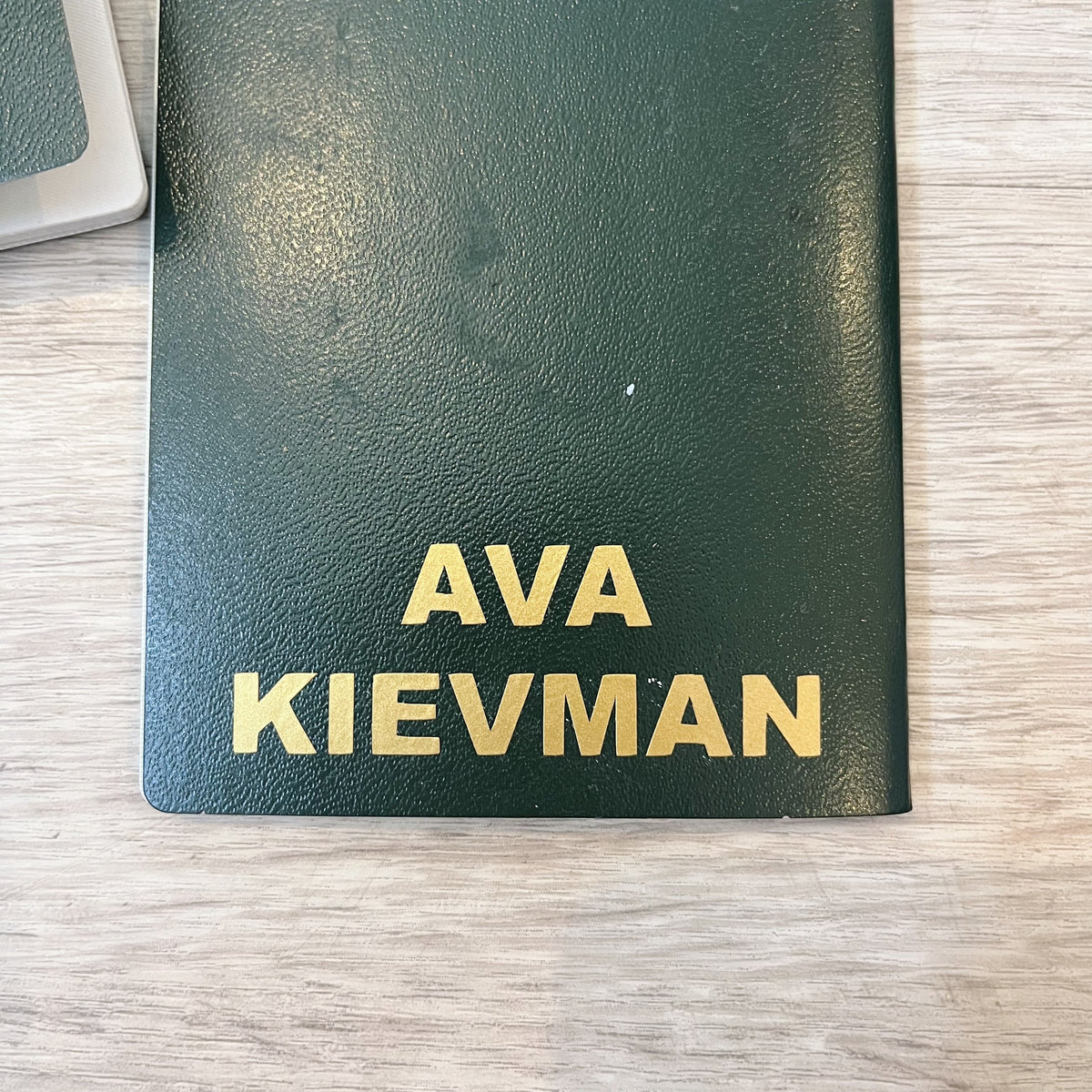 Passport Label – RuthiV